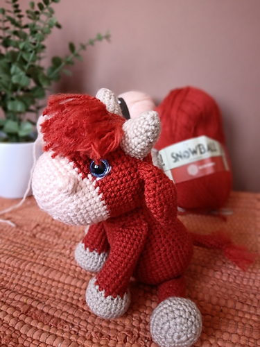 Ravelry: Luke Highland cow amigurumi pattern by Yarn over with Natasha ...