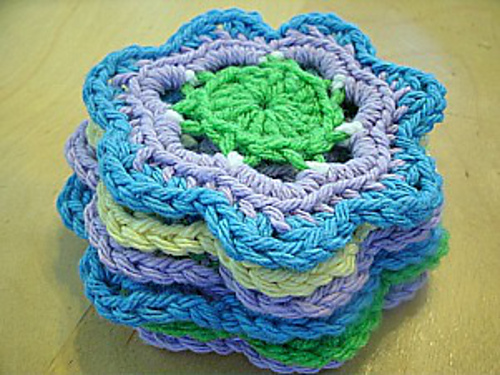 Ravelry: Spring Motif Garland pattern by Leslie Glenn