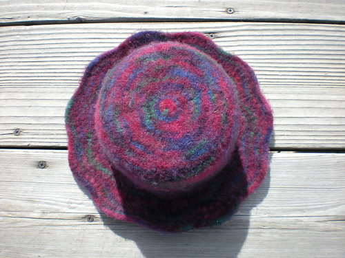Ravelry: Felted Waves Hat pattern by Caryll McConnell