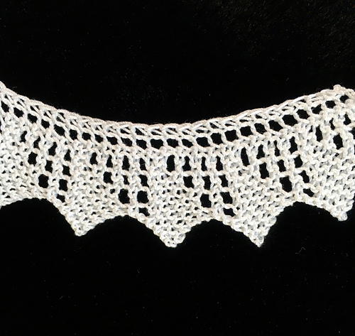 Ravelry: Windblown Diamond Edging pattern by Vicki Monthei