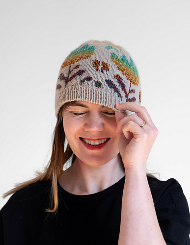 Ravelry: Linocut Hat pattern by Ysolda Teague