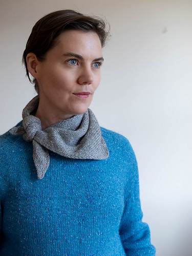Ravelry: Mae Scarf pattern by Ysolda Teague