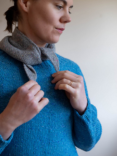 Ravelry: Mae Scarf pattern by Ysolda Teague
