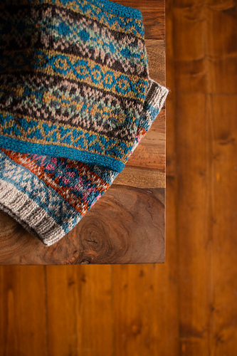 Ravelry: Easy Fair Isle Cowl pattern by Ysolda Teague