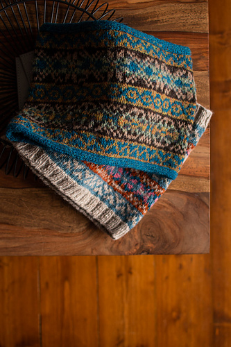 Ravelry: Easy Fair Isle Cowl pattern by Ysolda Teague