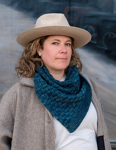 Ravelry: Coracle cowl pattern by Ysolda Teague