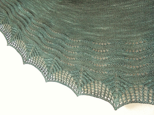 Ravelry: Nami Shawl pattern by Yuki Ueda