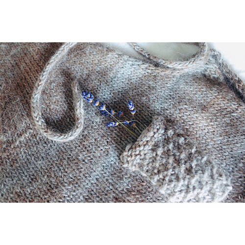 Ravelry: Hyldemoer vest pattern by Yuko shimizu