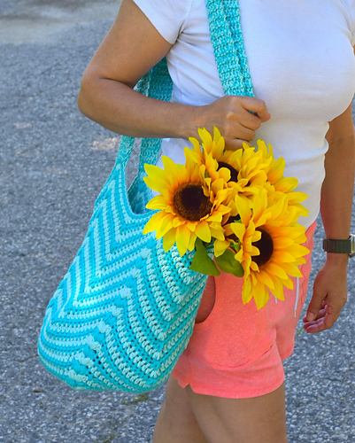 Ravelry: The Carryall Tote Bag pattern by Maggie Haskell