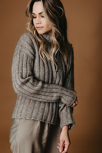 Ravelry: Aeternum Sweater pattern by Zanete Knits