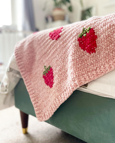 Ravelry: Strawberry Dream Baby Blanket pattern by Zoe Bartley