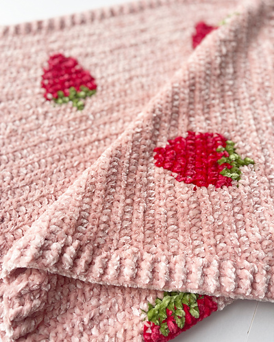 Ravelry: Strawberry Dream Baby Blanket pattern by Zoe Bartley
