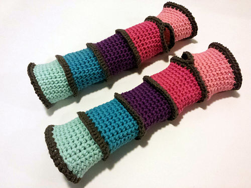 Ravelry: Segmented Mitts pattern by Stacy Pamela