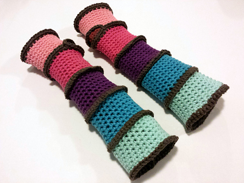 Ravelry: Segmented Mitts pattern by Stacy Pamela