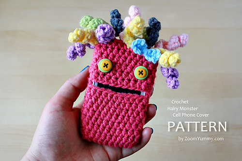 Ravelry: Hairy Monster Cell Phone Cover pattern by zoom yummy