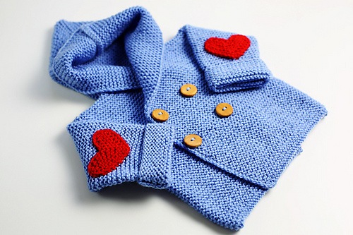 Ravelry: Hooded Baby Jacket (Age 0-3 Months) pattern by zoom yummy
