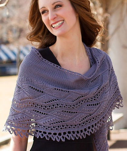 Ravelry: Ewyn pattern by Susanna IC